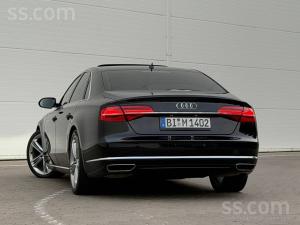 Black Audi A8 2016 in Riga, with an engine capacity of 4.20 L and mileage of 0 thousand km for 18500 €, photo 8 on AUTOMOTO.COM.LV