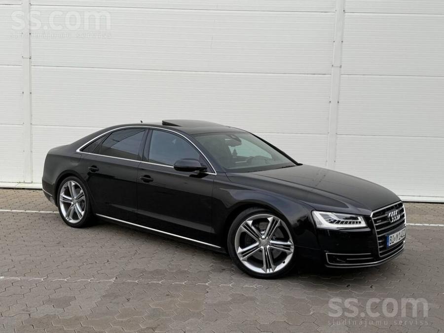 Black Audi A8 2016 in Riga, with an engine capacity of 4.20 L and mileage of 0 thousand km for 18500 €, photo 13 on AUTOMOTO.COM.LV