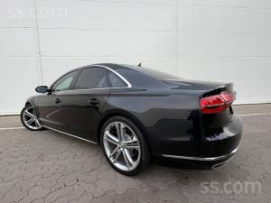 Black Audi A8 2016 in Riga, with an engine capacity of 4.20 L and mileage of 0 thousand km for 18500 €, photo 17 on AUTOMOTO.COM.LV