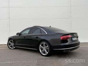 Black Audi A8 2016 in Riga, with an engine capacity of 4.20 L and mileage of 0 thousand km for 18500 €, photo 29 on AUTOMOTO.COM.LV