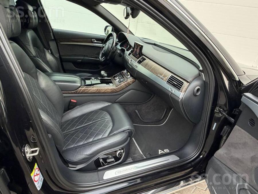 Black Audi A8 2016 in Riga, with an engine capacity of 4.20 L and mileage of 0 thousand km for 18500 €, photo 47 on AUTOMOTO.COM.LV
