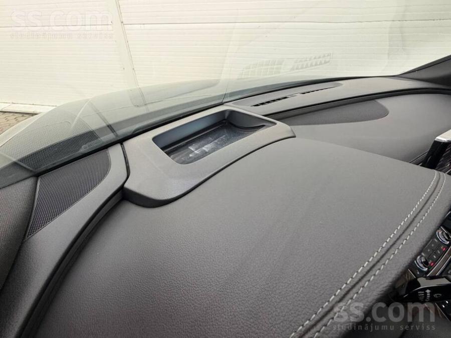 Black Audi A8 2016 in Riga, with an engine capacity of 4.20 L and mileage of 0 thousand km for 18500 €, photo 64 on AUTOMOTO.COM.LV