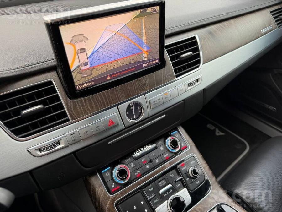 Black Audi A8 2016 in Riga, with an engine capacity of 4.20 L and mileage of 0 thousand km for 18500 €, photo 66 on AUTOMOTO.COM.LV