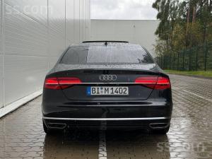 Black Audi A8 2016 in Riga, with an engine capacity of 4.20 L and mileage of 0 thousand km for 18500 €, photo 70 on AUTOMOTO.COM.LV
