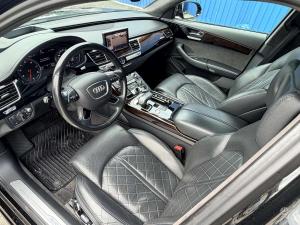 Black Audi A8 2017 in Kaunas, with an engine capacity of 3.99 L and mileage of 166 thousand km for 27900 €, photo 15 on AUTOMOTO.COM.LV
