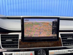 Black Audi A8 2017 in Kaunas, with an engine capacity of 3.99 L and mileage of 166 thousand km for 27900 €, photo 28 on AUTOMOTO.COM.LV