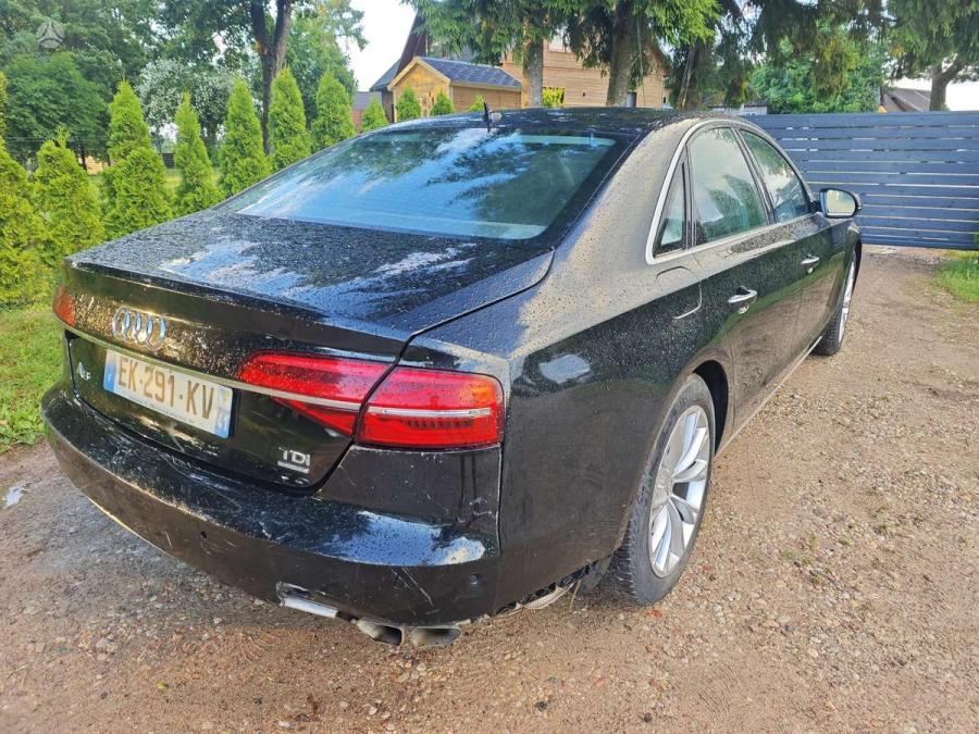 Melns Audi A8 2017 Telšiai, ar dzinēja tilpumu 2.97 L un nobraukumu 238 tūkst. km par 12300 €, foto 6 vietnē AUTOMOTO.COM.LV