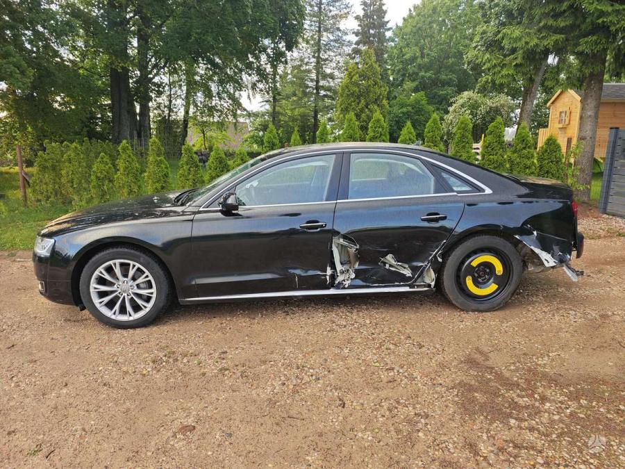 Melns Audi A8 2017 Telšiai, ar dzinēja tilpumu 2.97 L un nobraukumu 238 tūkst. km par 12300 €, foto 21 vietnē AUTOMOTO.COM.LV