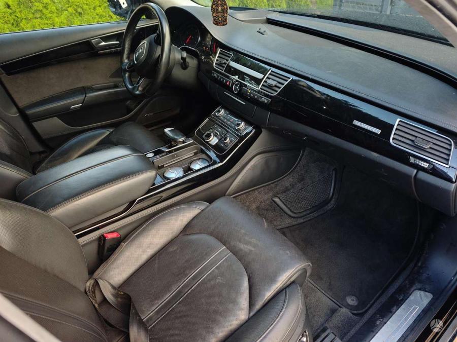 Melns Audi A8 2017 Telšiai, ar dzinēja tilpumu 2.97 L un nobraukumu 238 tūkst. km par 12300 €, foto 33 vietnē AUTOMOTO.COM.LV
