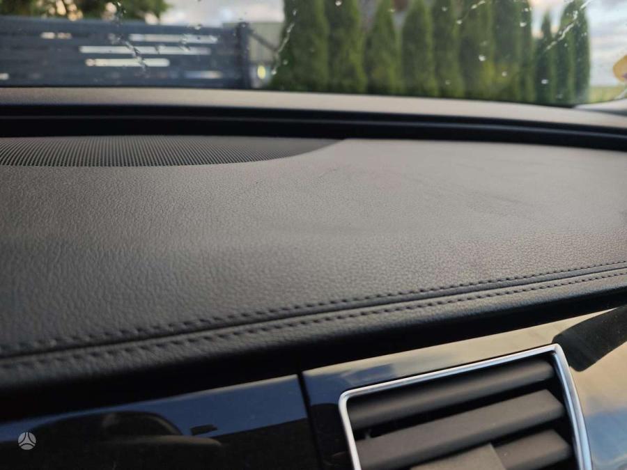 Melns Audi A8 2017 Telšiai, ar dzinēja tilpumu 2.97 L un nobraukumu 238 tūkst. km par 12300 €, foto 37 vietnē AUTOMOTO.COM.LV