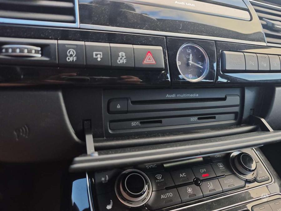 Melns Audi A8 2017 Telšiai, ar dzinēja tilpumu 2.97 L un nobraukumu 238 tūkst. km par 12300 €, foto 39 vietnē AUTOMOTO.COM.LV