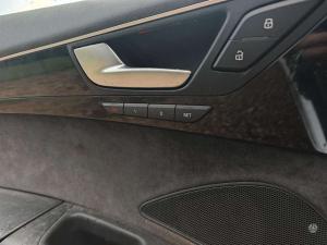 Melns Audi A8 2017 Telšiai, ar dzinēja tilpumu 2.97 L un nobraukumu 238 tūkst. km par 12300 €, foto 43 vietnē AUTOMOTO.COM.LV