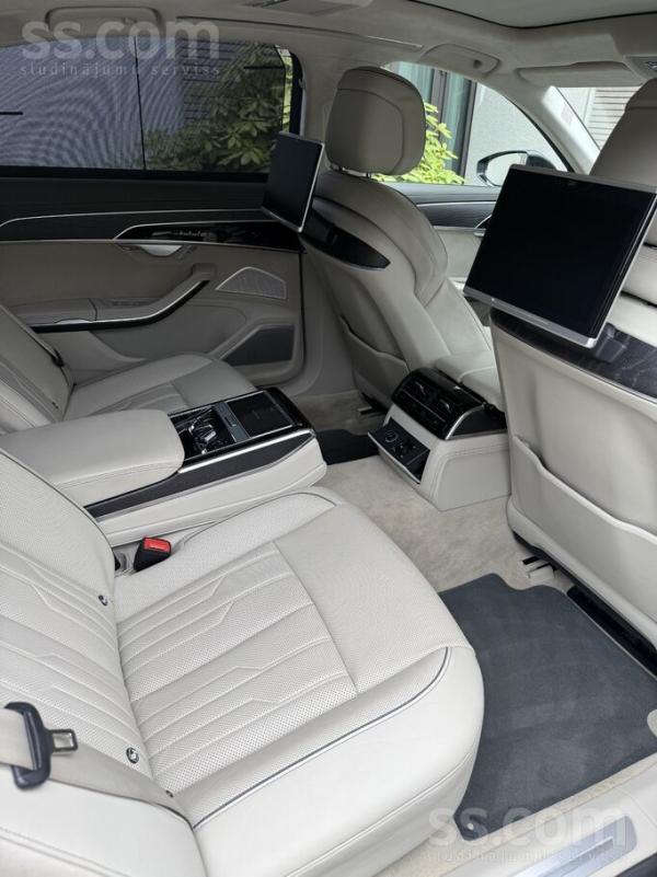 Black Audi A8 2017 in Riga, with an engine capacity of 3.00 L and mileage of 135 thousand km for 39500 €, photo 10 on AUTOMOTO.COM.LV