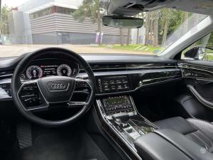 Black Audi A8 2017 in Alytus, with an engine capacity of 2.97 L and mileage of 205 thousand km for 36000 €, photo 16 on AUTOMOTO.COM.LV