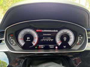 Black Audi A8 2017 in Alytus, with an engine capacity of 2.97 L and mileage of 205 thousand km for 36000 €, photo 27 on AUTOMOTO.COM.LV