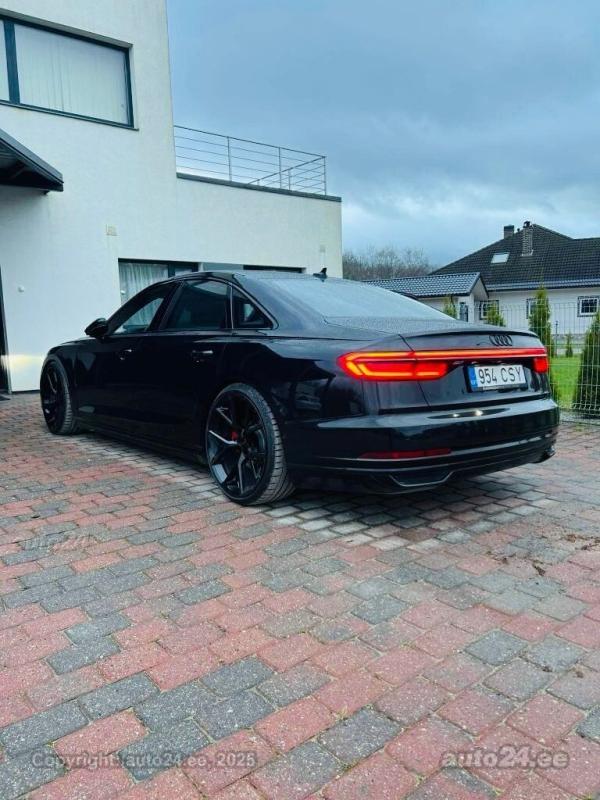 Black Audi A8 2018 in Tartu, with an engine capacity of 3.00 L and mileage of 159 thousand km for 38900 €, photo 2 on AUTOMOTO.COM.LV