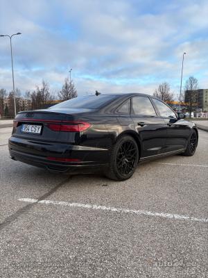 Black Audi A8 2018 in Tartu, with an engine capacity of 3.00 L and mileage of 159 thousand km for 38900 €, photo 5 on AUTOMOTO.COM.LV