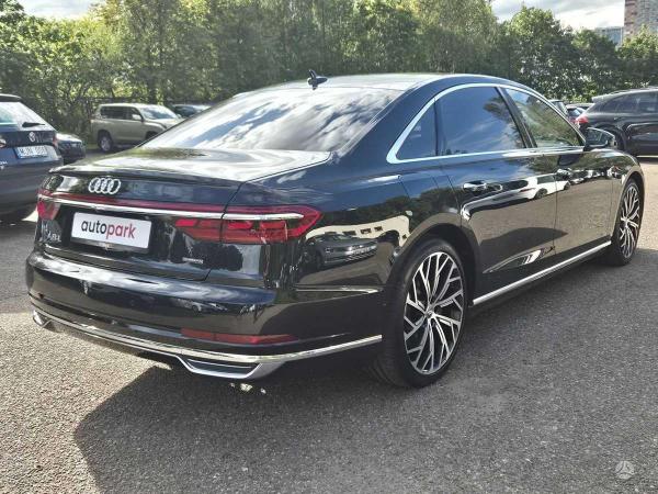 Melns Audi A8 2018 Viļņa, ar dzinēja tilpumu 3.00 L un nobraukumu 174 tūkst. km par 35900 €, foto 4 vietnē AUTOMOTO.COM.LV