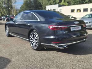 Black Audi A8 2018 in Vilnius, with an engine capacity of 3.00 L and mileage of 174 thousand km for 35900 €, photo 5 on AUTOMOTO.COM.LV