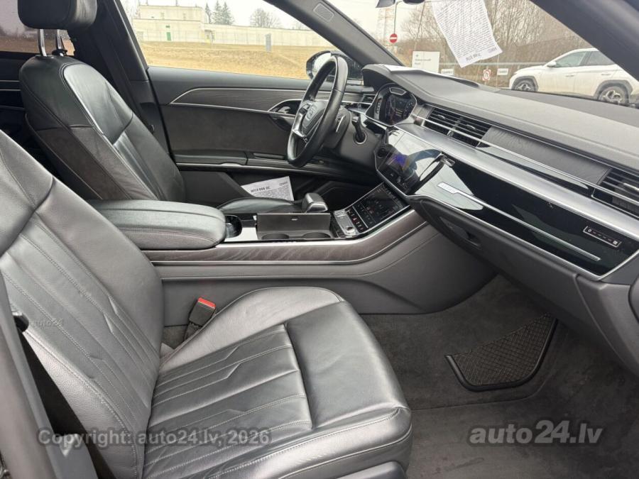 Melns Audi A8 2018 Viljandi, ar dzinēja tilpumu 3.00 L un nobraukumu 162 tūkst. km par 34900 €, foto 7 vietnē AUTOMOTO.COM.LV