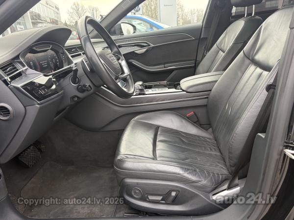 Черный Ауди А8 2018 в Вильянди, объемом двигателя 3.00 л и пробегом 163 тыс. км за 34900 €, фото 6 на AUTOMOTO.COM.LV
