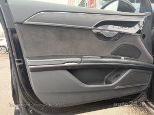 Black Audi A8 2018 in Viljandi, with an engine capacity of 3.00 L and mileage of 163 thousand km for 34900 €, photo 21 on AUTOMOTO.COM.LV