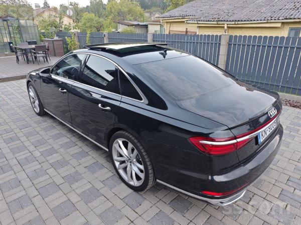 Black Audi A8 2018 in Riga, with an engine capacity of 3.00 L and mileage of 150 thousand km for 38500 €, photo 4 on AUTOMOTO.COM.LV
