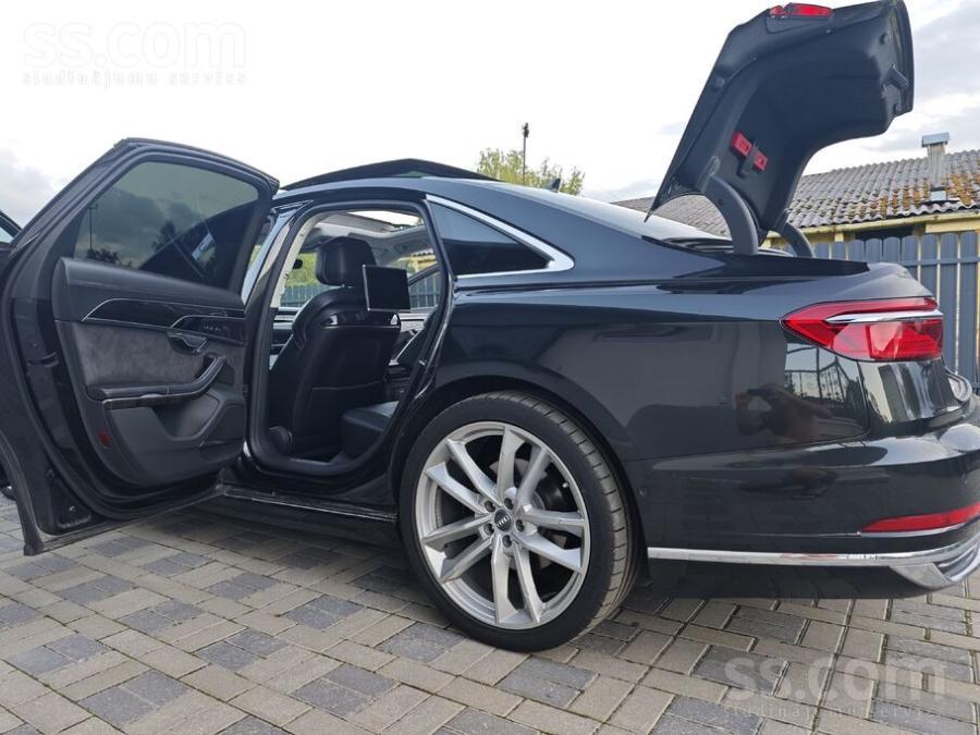Melns Audi A8 2018 Rīga, ar dzinēja tilpumu 3.00 L un nobraukumu 150 tūkst. km par 38500 €, foto 9 vietnē AUTOMOTO.COM.LV