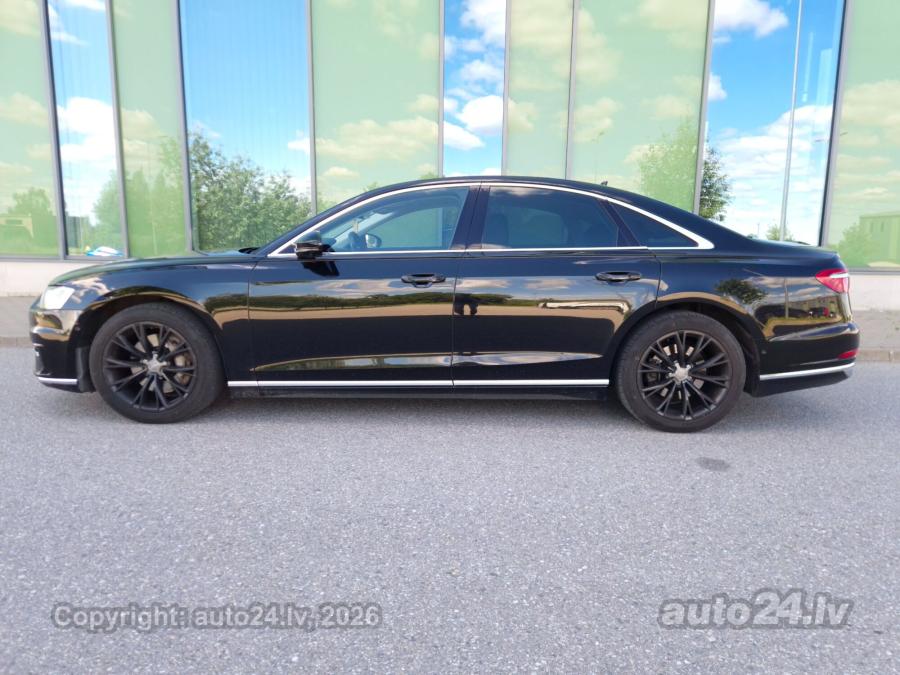 Melns Audi A8 2018 Tartu, ar dzinēja tilpumu 3.00 L un nobraukumu 222 tūkst. km par 28500 €, foto 8 vietnē AUTOMOTO.COM.LV