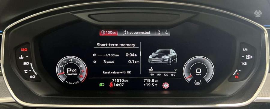 Black Audi A8 2018 in Kaunas, with an engine capacity of 3.00 L and mileage of 72 thousand km for 34800 €, photo 11 on AUTOMOTO.COM.LV