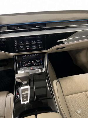 Black Audi A8 2018 in Kaunas, with an engine capacity of 3.00 L and mileage of 72 thousand km for 34800 €, photo 12 on AUTOMOTO.COM.LV