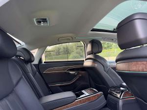 Black Audi A8 2018 in Taurage, with an engine capacity of 2.97 L and mileage of 182 thousand km for 34500 €, photo 12 on AUTOMOTO.COM.LV