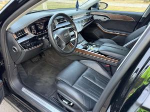 Black Audi A8 2018 in Taurage, with an engine capacity of 2.97 L and mileage of 182 thousand km for 34500 €, photo 15 on AUTOMOTO.COM.LV