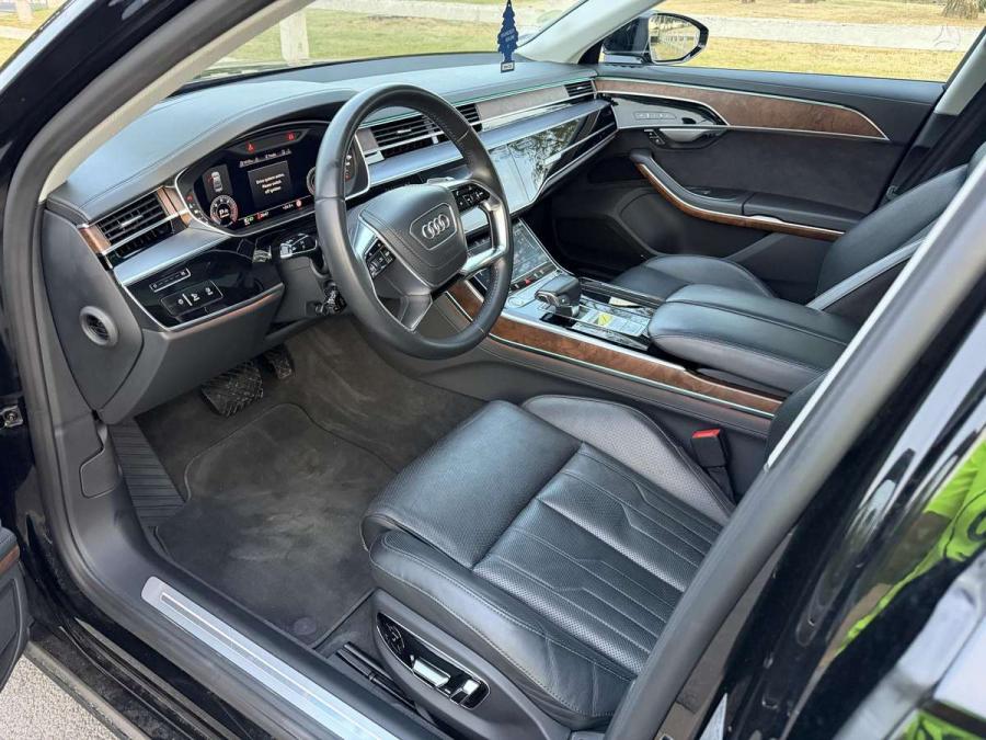 Black Audi A8 2018 in Taurage, with an engine capacity of 2.97 L and mileage of 182 thousand km for 34500 €, photo 15 on AUTOMOTO.COM.LV