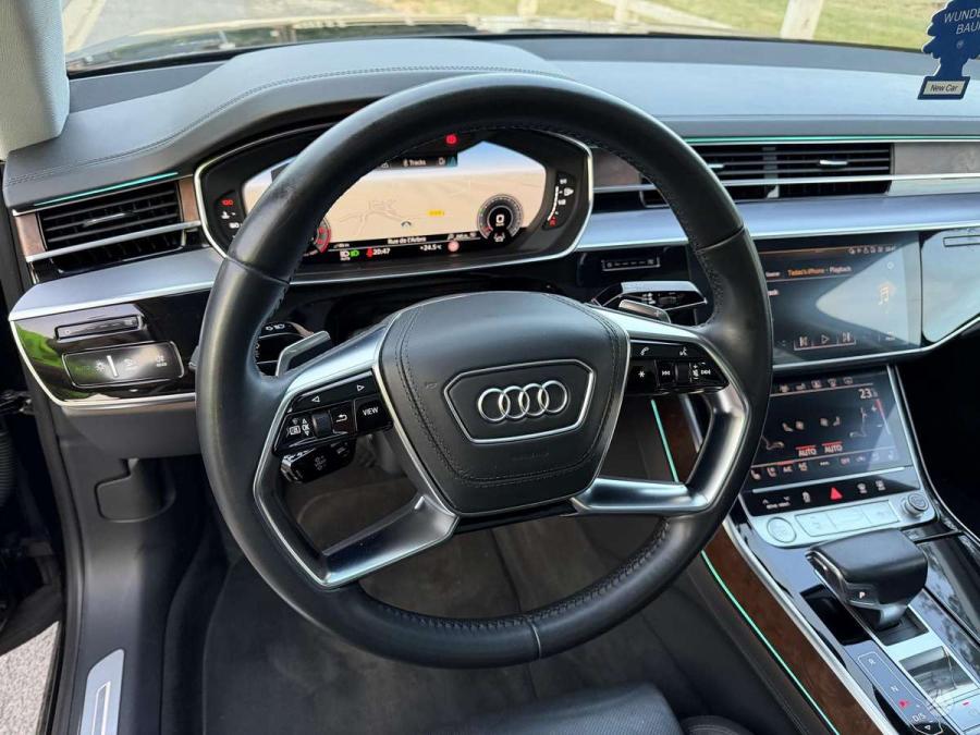 Black Audi A8 2018 in Taurage, with an engine capacity of 2.97 L and mileage of 182 thousand km for 34500 €, photo 16 on AUTOMOTO.COM.LV