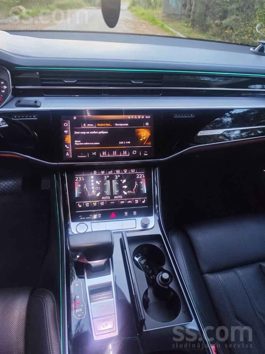 Melns Audi A8 2018 Rīga, ar dzinēja tilpumu 3.00 L un nobraukumu 220 tūkst. km par 31500 €, foto 18 vietnē AUTOMOTO.COM.LV