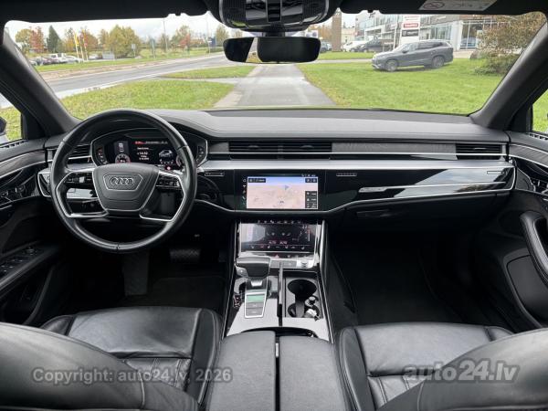 Black Audi A8 2018 in Viljandi, with an engine capacity of 3.00 L and mileage of 165 thousand km for 33500 €, photo 6 on AUTOMOTO.COM.LV