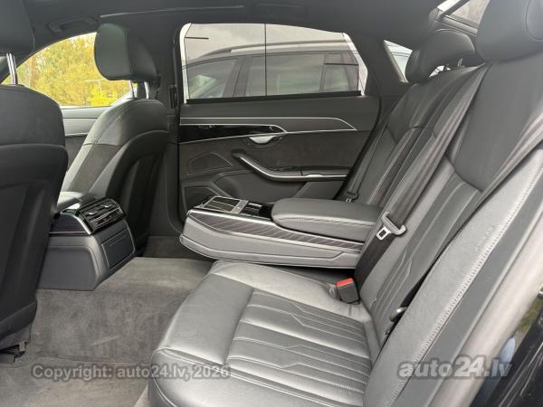 Black Audi A8 2018 in Viljandi, with an engine capacity of 3.00 L and mileage of 165 thousand km for 33500 €, photo 10 on AUTOMOTO.COM.LV
