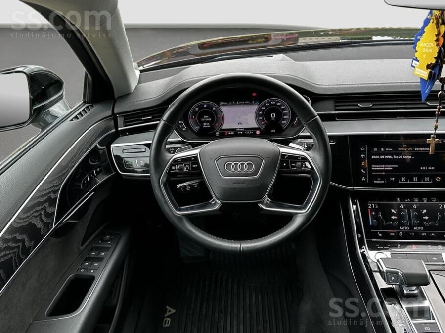 Black Audi A8 2019 in Riga, with an engine capacity of 3.00 L and mileage of 55 thousand km for 44290 €, photo 8 on AUTOMOTO.COM.LV