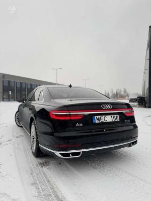Black Audi A8 2019 in Vilnius, with an engine capacity of 3.00 L and mileage of 260 thousand km for 33000 €, photo 6 on AUTOMOTO.COM.LV
