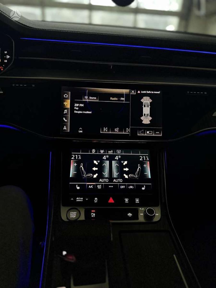Black Audi A8 2019 in Vilnius, with an engine capacity of 3.00 L and mileage of 260 thousand km for 33000 €, photo 17 on AUTOMOTO.COM.LV