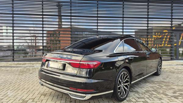 Black Audi A8 2019 in Klaipeda, with an engine capacity of 3.00 L and mileage of 152 thousand km for 29500 €, photo 7 on AUTOMOTO.COM.LV
