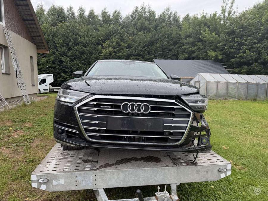 Melns Audi A8 2019 Šalčininkai, ar dzinēja tilpumu 2.97 L un nobraukumu 122 tūkst. km par 25999 €, foto 3 vietnē AUTOMOTO.COM.LV