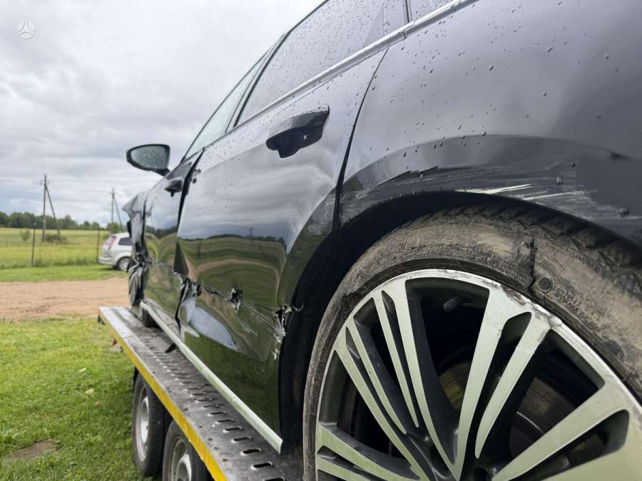 Melns Audi A8 2019 Šalčininkai, ar dzinēja tilpumu 2.97 L un nobraukumu 122 tūkst. km par 25999 €, foto 15 vietnē AUTOMOTO.COM.LV