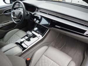 Melns Audi A8 2020 Viļņa, ar dzinēja tilpumu 3.00 L un nobraukumu 85 tūkst. km par 48500 €, foto 13 vietnē AUTOMOTO.COM.LV