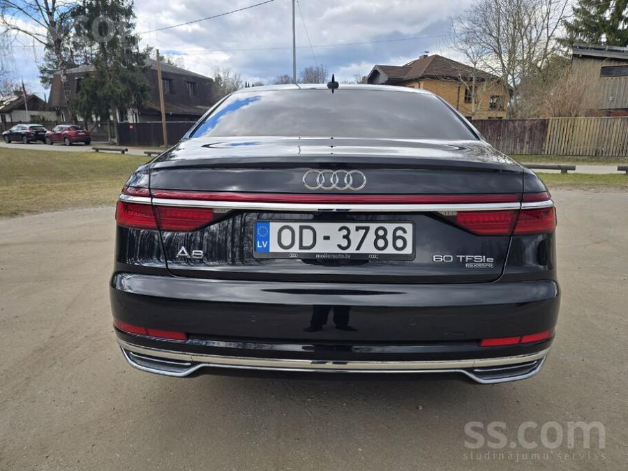Black Audi A8 2021 in Riga, with an engine capacity of 3.00 L and mileage of 109 thousand km for 43900 €, photo 5 on AUTOMOTO.COM.LV