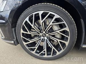 Black Audi A8 2021 in Riga, with an engine capacity of 3.00 L and mileage of 109 thousand km for 43900 €, photo 7 on AUTOMOTO.COM.LV