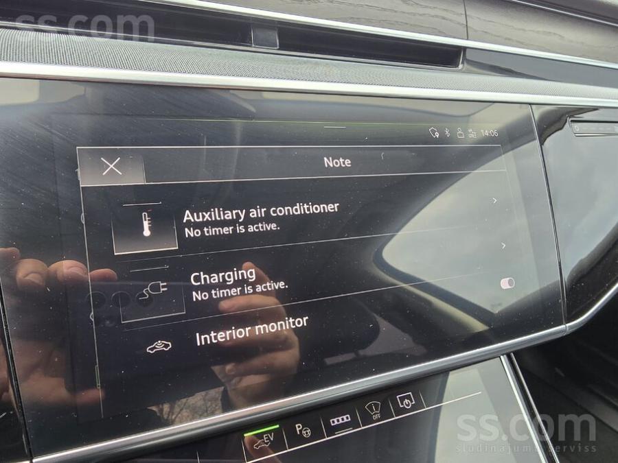 Black Audi A8 2021 in Riga, with an engine capacity of 3.00 L and mileage of 109 thousand km for 43900 €, photo 12 on AUTOMOTO.COM.LV