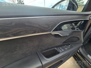Black Audi A8 2021 in Riga, with an engine capacity of 3.00 L and mileage of 109 thousand km for 43900 €, photo 16 on AUTOMOTO.COM.LV