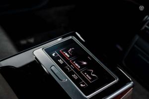 Black Audi A8 2021 in Panevezys, with an engine capacity of 3.00 L and mileage of 99 thousand km for 40000 €, photo 9 on AUTOMOTO.COM.LV